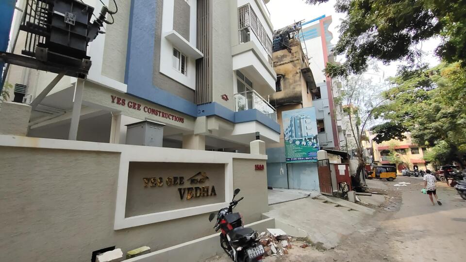 Yes Gee Vedha Kilpauk, Chennai Central | Price List & Brochure, Floor ...