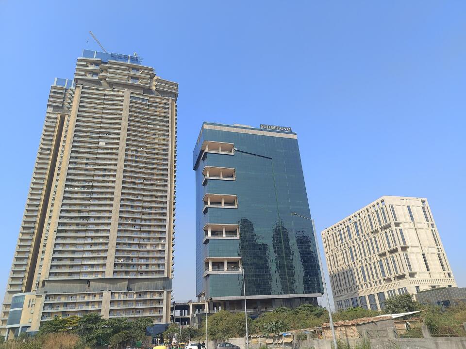 Supertech Supernova Sector 94, Noida Resale Price List, Brochure, Floor ...