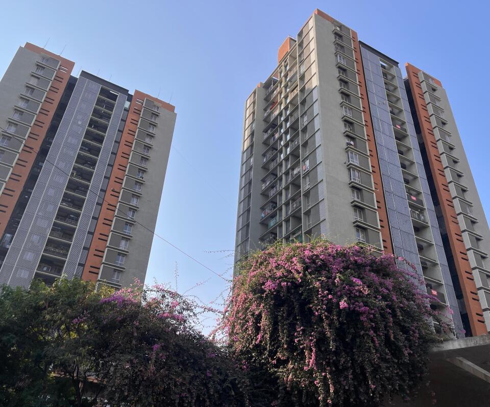 Lunkad Sky Vie Viman Nagar, Pune Resale Price List, Brochure, Floor ...