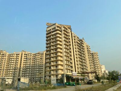 5 BHK Apartment / Flat for sale in Tashee Capital Gateway Sector 111 ...