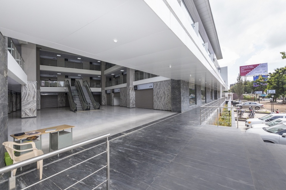 Adi Group and Runal Developers The Address Commercia Photos - Wakad ...
