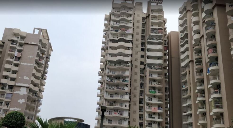 Ajnara Klock Tower Sector 74, Noida Resale Price List, Brochure, Floor ...