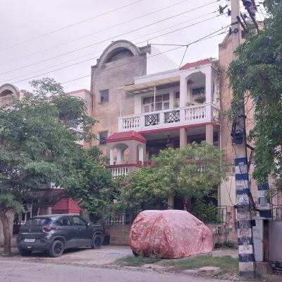 4 BHK Builder Floor for sale in Ardee City Sector 52 Gurgaon - 1800 Sq. Ft.- 1st floor (out of 3)