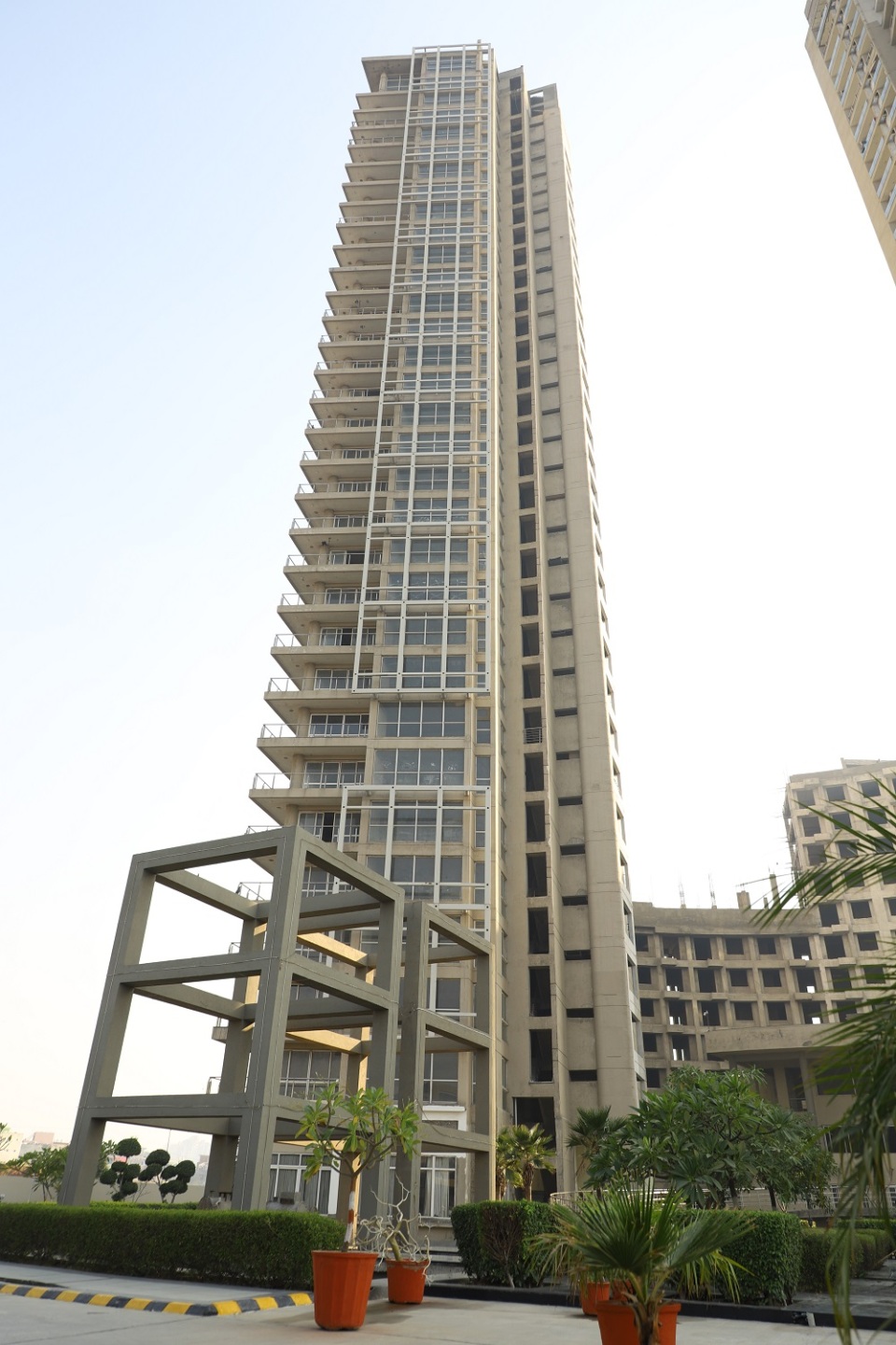 Assotech Celeste Towers Sector 44, Noida Resale Price List, Brochure ...