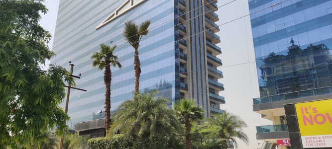 Bare shell Office Space in Bhutani Alphathum Sector 90 Noida - 850 Sq. Ft.