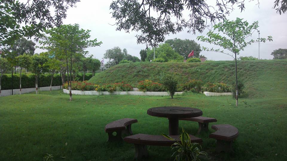 Calvin Group of Companies Calvin La Paloma Photos - Bandra West, Mumbai ...