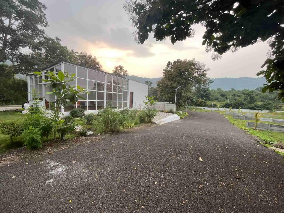 Castle Marigolds Valley Khed Shivapur, Pune | Price List & Brochure ...