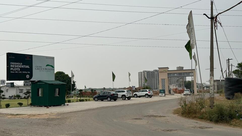 Cee Dee Developers Greenwoods Photos And Videos - Sector 115 Mohali Pictures