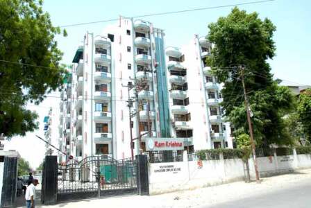 2 BHK Apartment / Flat for sale in Chandak Ram Krishna Mac Robert Gunj ...