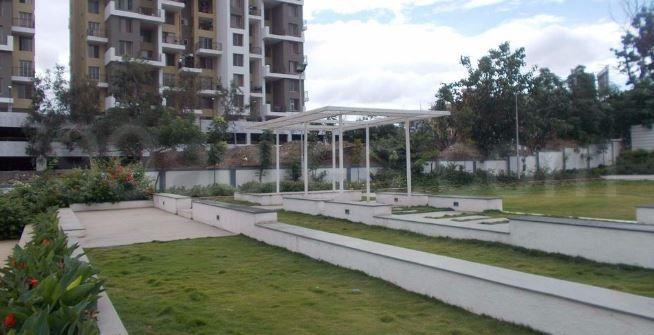 Bhumkar Properties and Kalcon and Chordia Group Icon Linera Photos ...