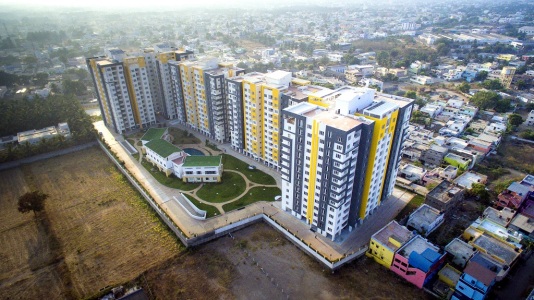 2 BHK Apartment / Flat for sale in Cordon Bleu Central Park ...