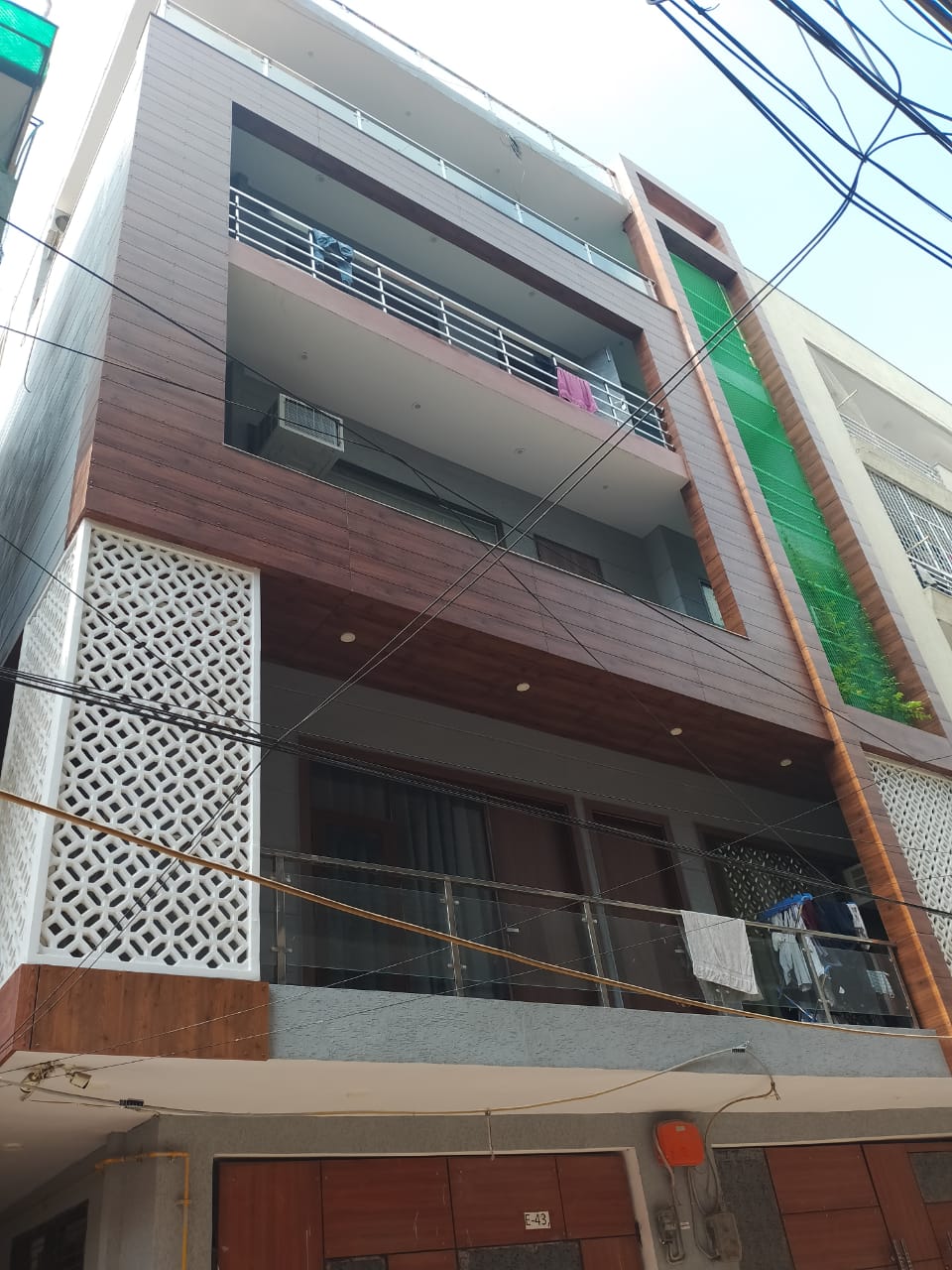 Creative Aakash Tower Delhi West, Dwarka Mor Resale Price List ...
