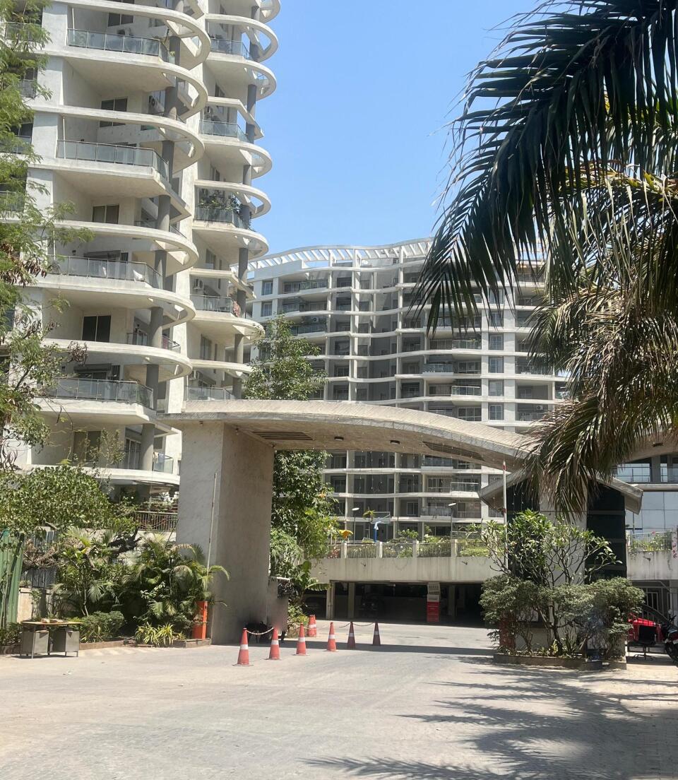 Darode Jog Liviano Kharadi, Pune Resale Price List, Brochure, Floor ...