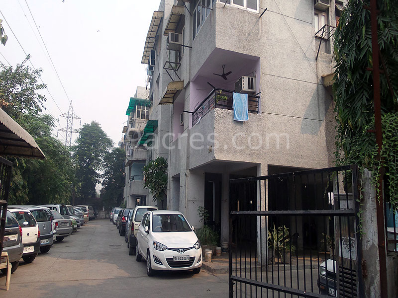 DDA Maheshwari Apartment Photos - Sector 14 Rohini, North Delhi Pictures
