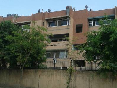 SFS DDA Flats Photos - Sector-13 Rohini, Delhi North Pictures