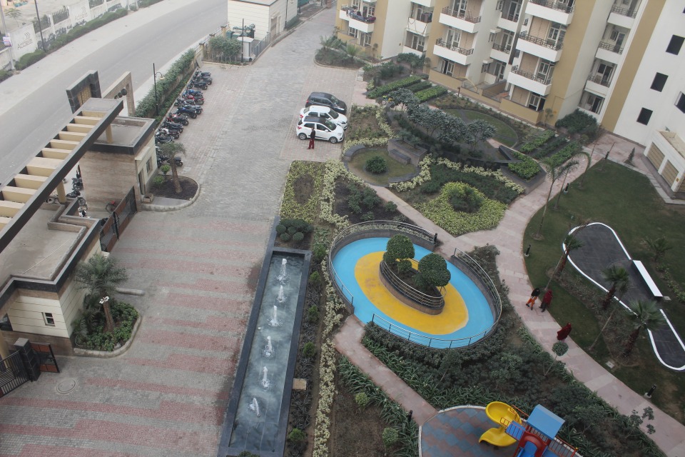 Divyansh Flora Sector 16C, Greater Noida Resale Price List, Brochure ...