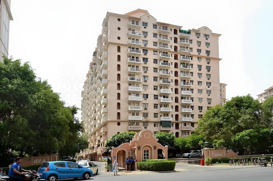 DLF Wellington Estate DLF Phase 5, Gurgaon Resale Price List, Brochure ...