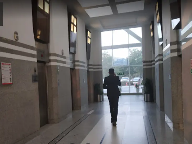 DLF Builders DLF Square Photos - Sector 18, Gurgaon Pictures