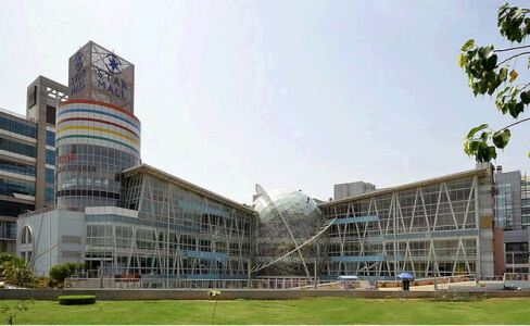 Ready to move Office Space in DLF Star Mall Sector 30 Gurgaon - 2000 Sq ...