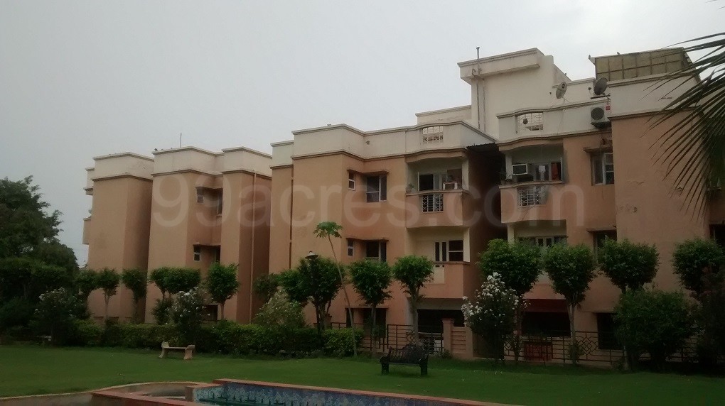 Eldeco Golf View Apartments Sector Omega 1, Greater Noida Resale Price ...