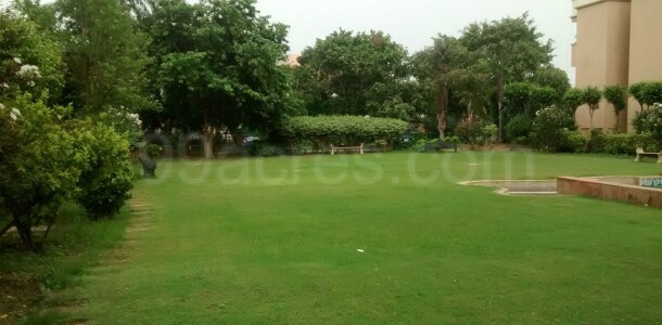 3 BHK Apartment / Flat for sale in Eldeco Golf View Apartments Sector ...