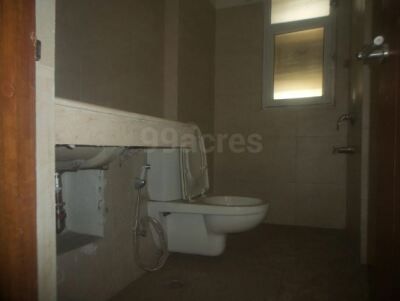 2 BHK Apartment / Flat for sale in Emaar MGF The Vilas DLF Phase 2 ...