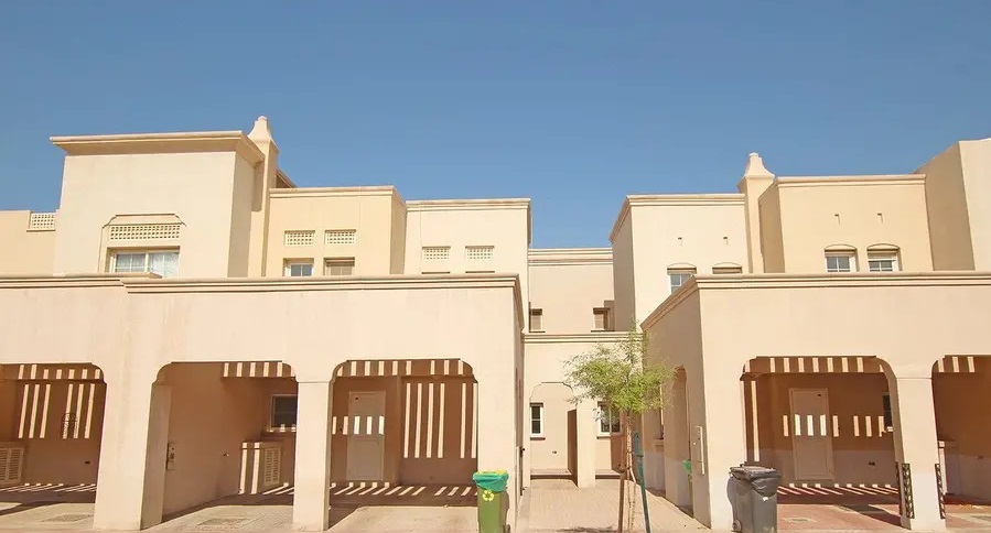Emaar Properties Emaar The Springs 3 Photos - Emirates Hills, Dubai ...