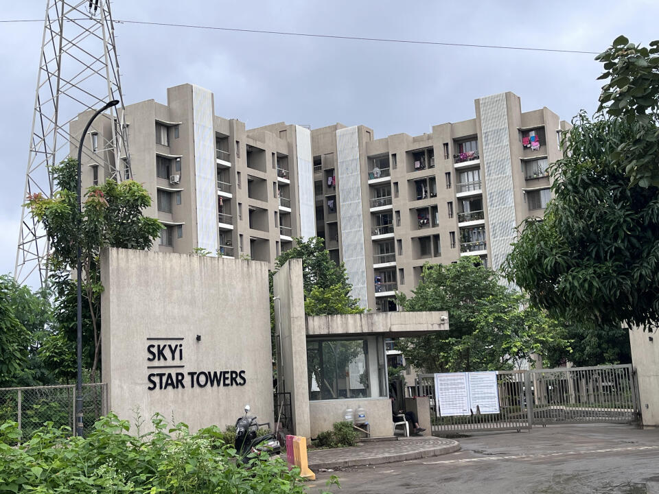 SKYi Star Towers Bhukum, Pune Resale Price List, Brochure, Floor Plan ...