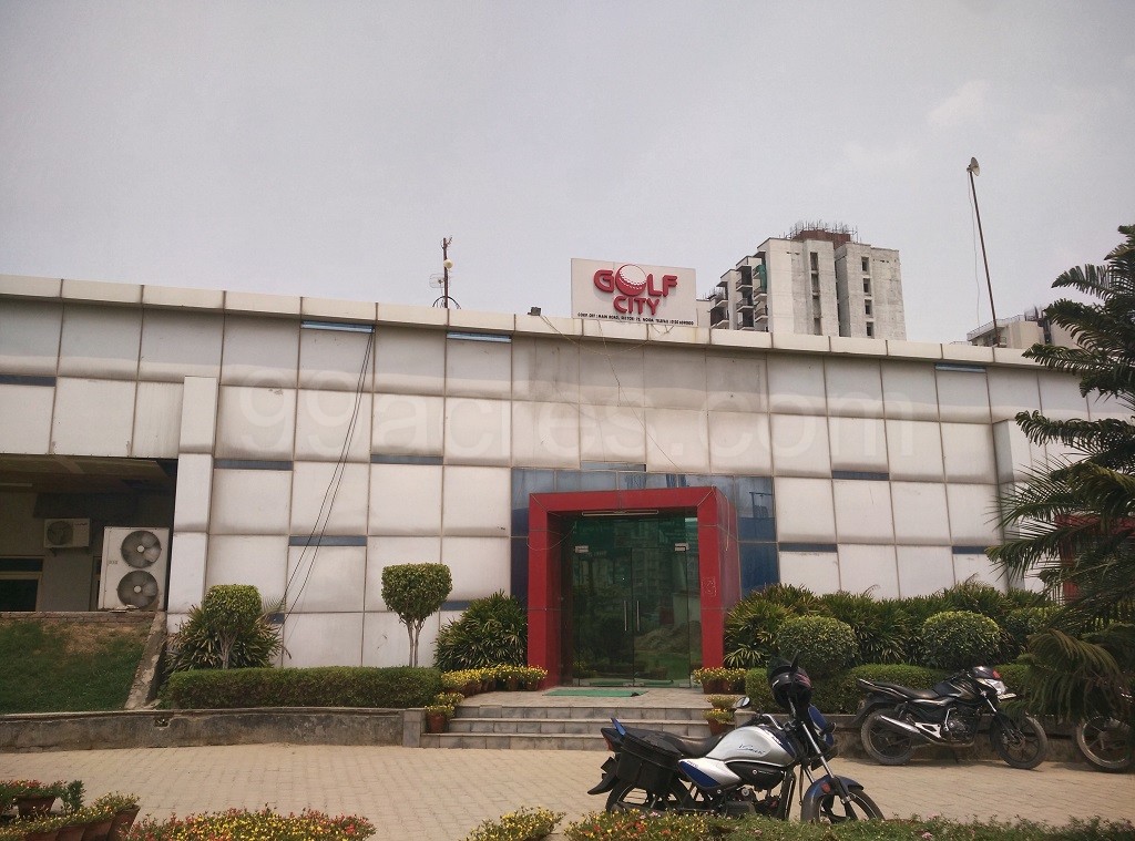 Gardenia Group and Maxblis Construction and Aims Golf City Photos And ...