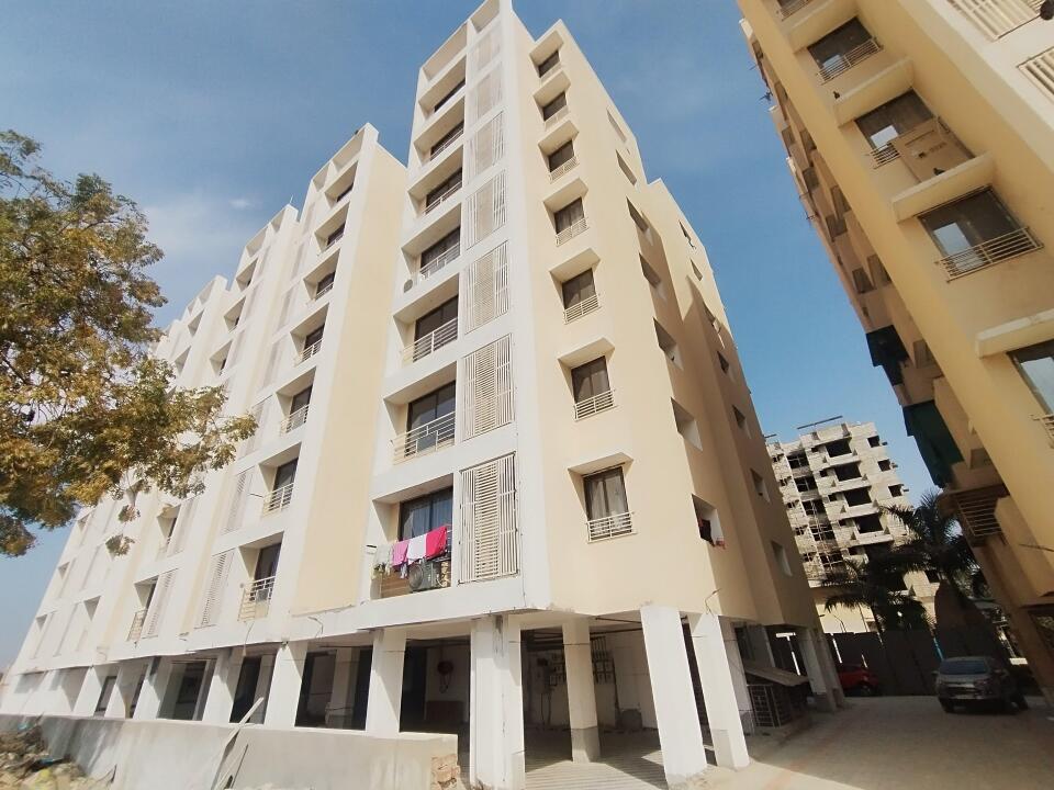 Maitri Lake View Zundal, Ahmedabad | Price List & Brochure, Floor Plan ...