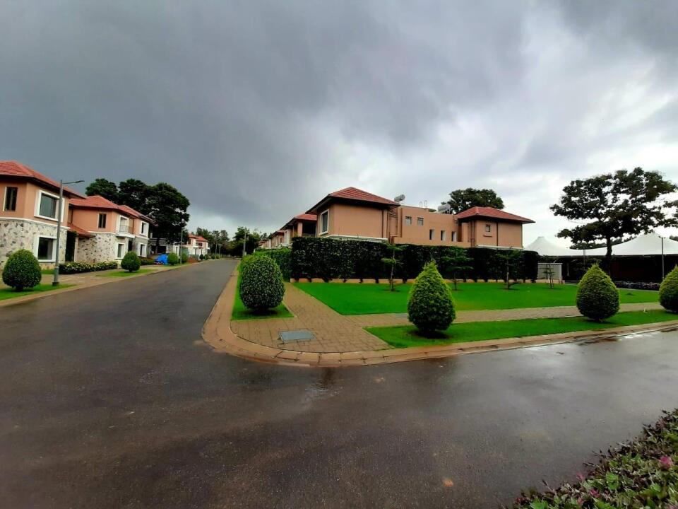 Glenloch The Waterford Estate Electronic City Phase 2, Bangalore Resale ...