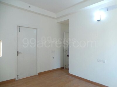 4 BHK Apartment / Flat for sale in Jaypee Greens Klassic Heights Sector ...