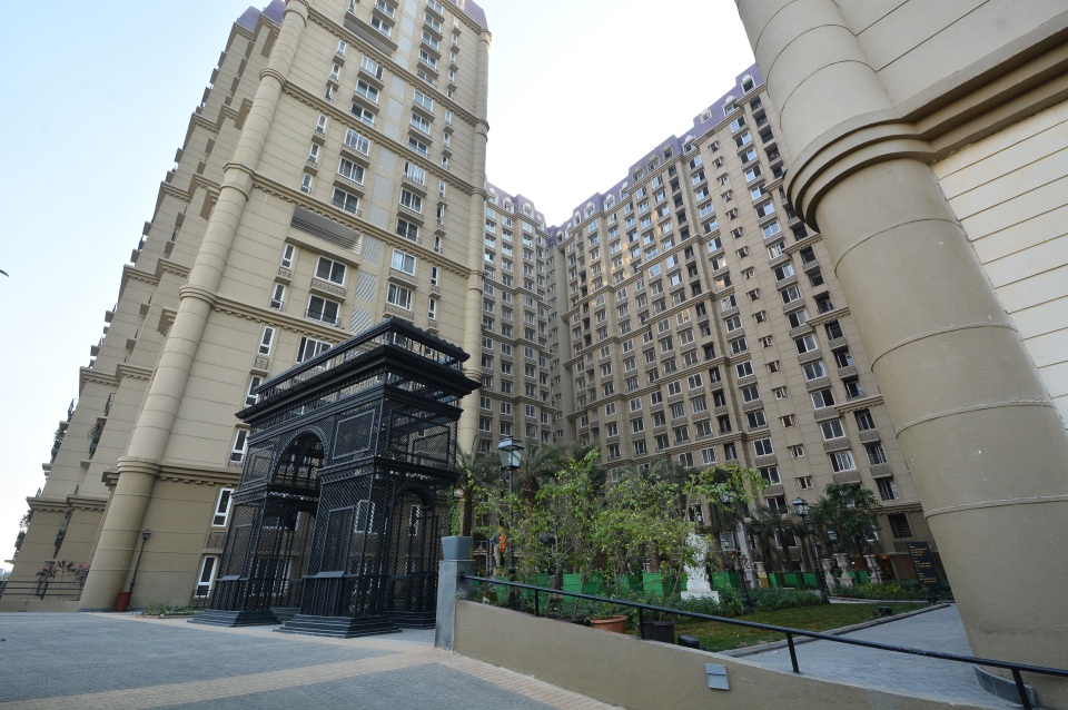 Kanakia Paris Bandra Kurla Complex, Mumbai Resale Price List, Brochure ...