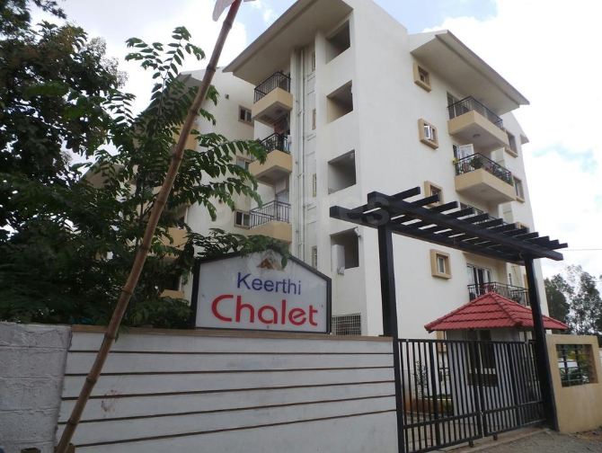 Keerthi Estates Builders Keerthi Chalet Photos And Videos - Coconut ...
