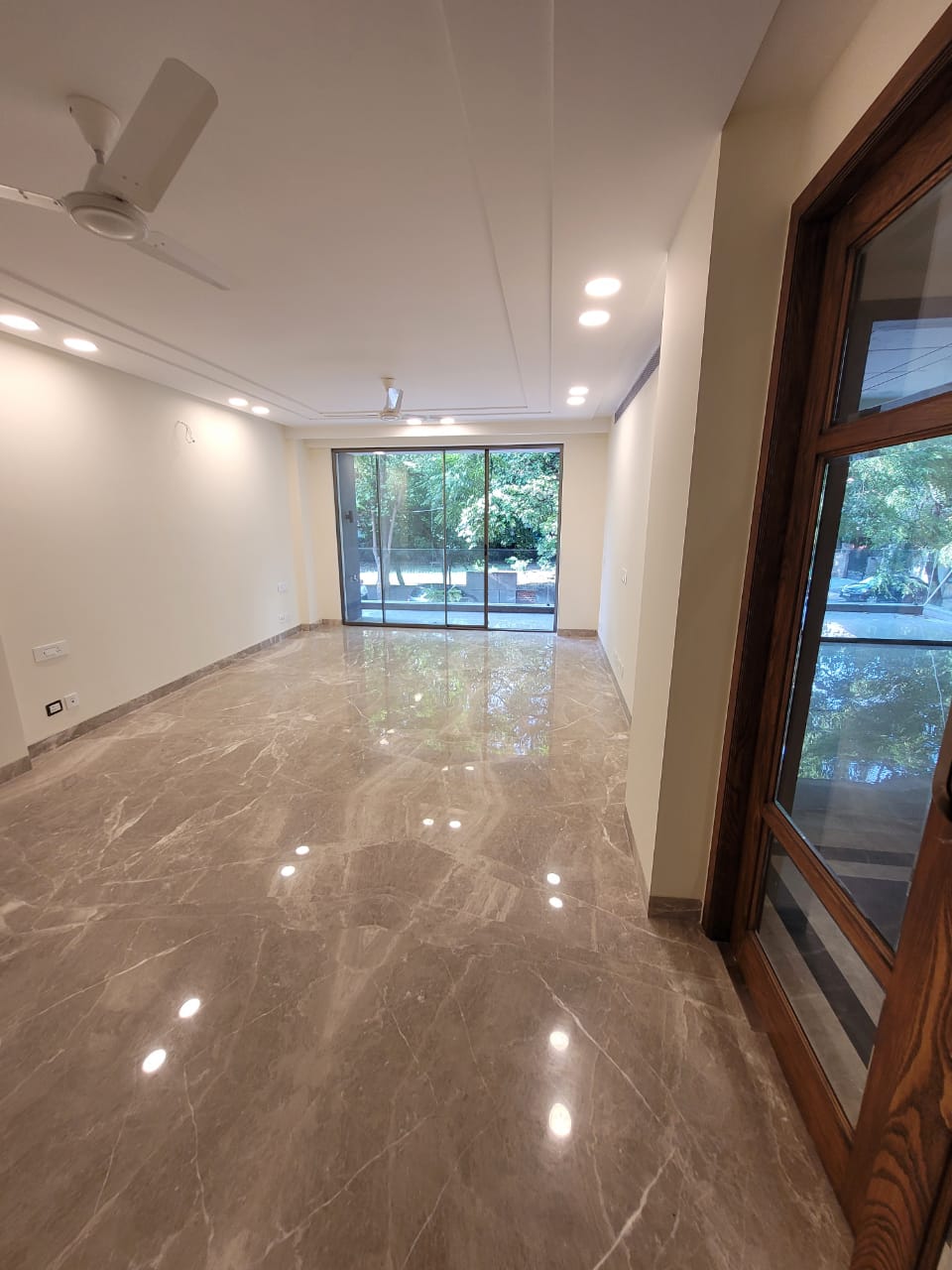 Kohli Associates Preet Vihar Luxurious Builder Floors Photos - Preet ...