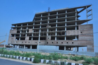 Coworking Space for sale in Landmark Cyber Park Sector-67 Gurgaon - 300 ...