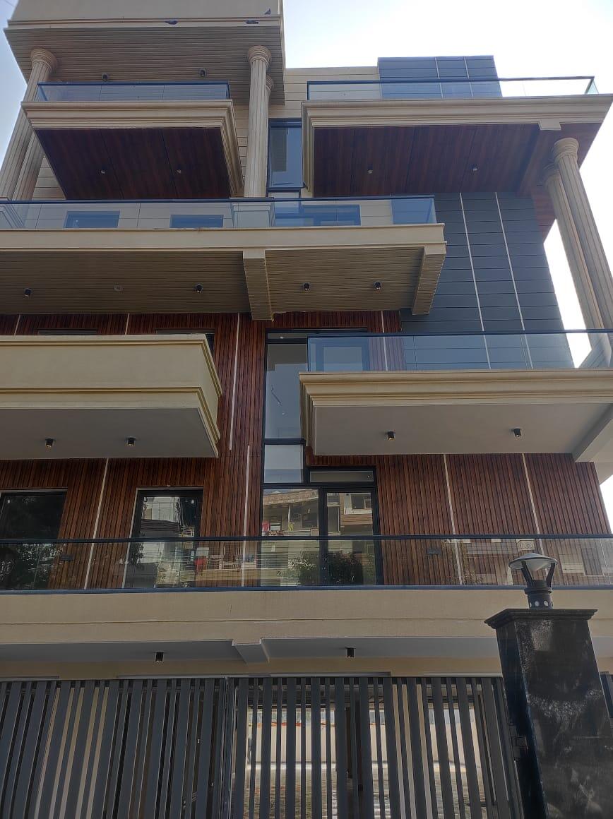 Lord Krishna Floors Greenfield Colony, Faridabad Resale Price List ...