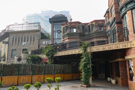Milestone 32nd Avenue Sector 15 Part 2, Gurgaon - Invest in Shops