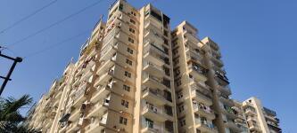 3 BHK Apartment / Flat for sale in MR Proview Officer City 2 Raj Nagar ...