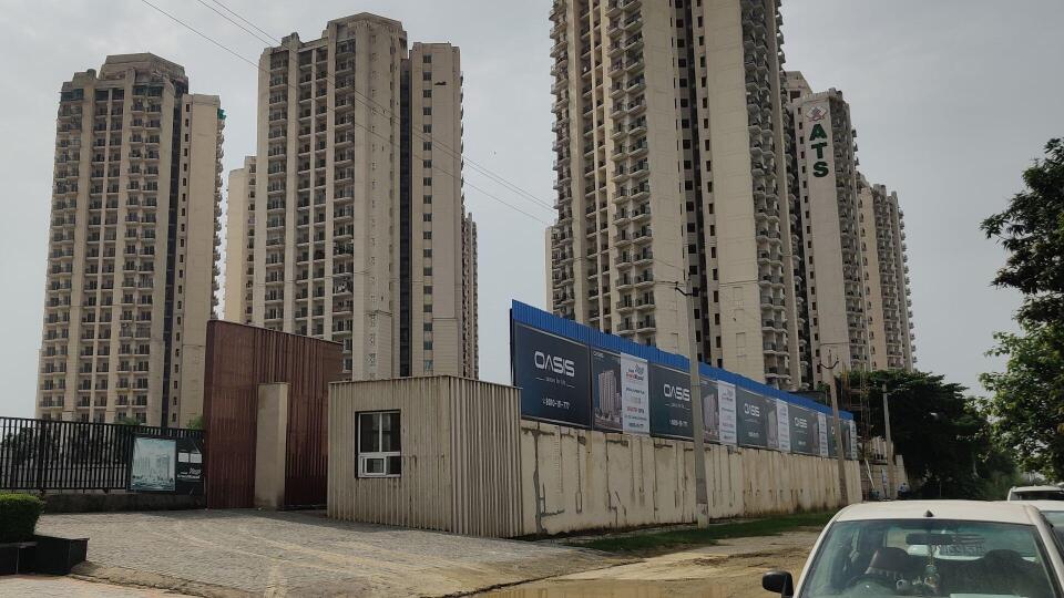 Oasis GrandStand Sector 22D Yamuna Expressway, Greater Noida | Price ...