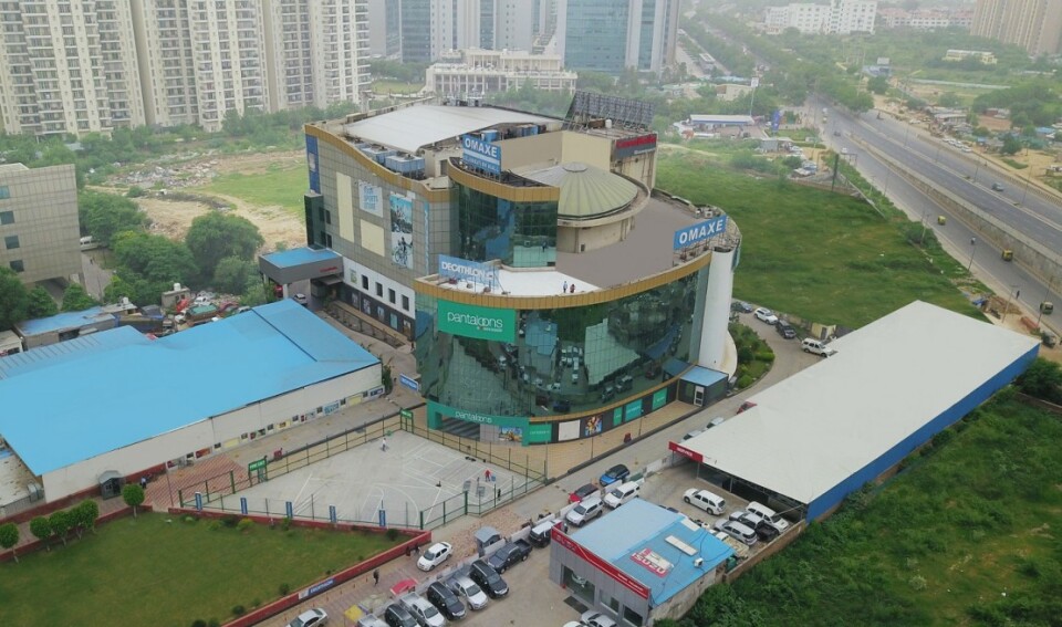 Omaxe Celebration Mall Photos - Sector 48 Gurgaon Pictures
