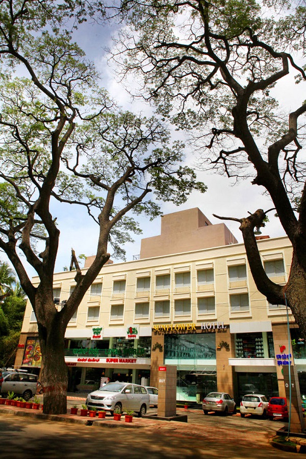 Paramount Loyal World Center Mysore, Bannimantap | Resale Price List ...