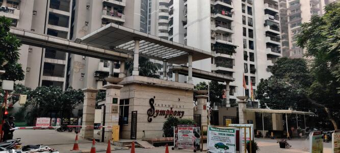 2 BHK / Bedroom Apartment / Flat for rent in Paramount Symphony Crossing Republik Ghaziabad ...