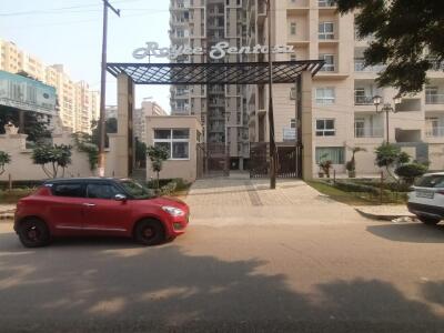 3 BHK Apartment / Flat for sale in Royce Sentosa Parc Raj Nagar ...