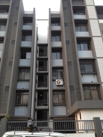 2 BHK Apartment / Flat for sale in Rushikesh City Centre Homes Naroda ...
