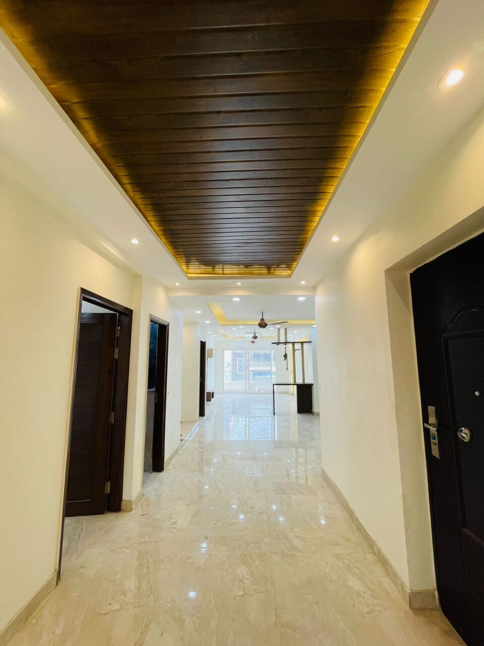 Satvik Homes Satvik Luxury Floors Photos - Greenfield Colony, Faridabad ...