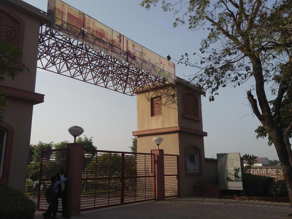 Shri Radha Golf Govardhan, Mathura Resale Price List, Brochure, Floor ...