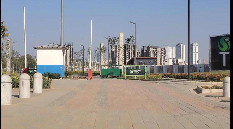 Signature Global Titanium SPR Sector 71, Gurgaon | Price List ...