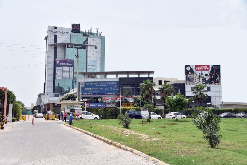 Spaze Palazo Sector 69, Gurgaon | Resale Price List & Brochure