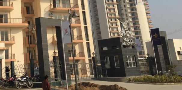 3 BHK Apartment / Flat for sale in Spaze Privvy The Address Sector-93 ...